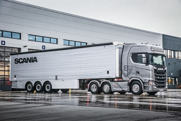 Scania UK Hits 60 - Transport News
